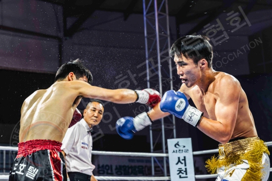 포토 갤러리 - [현장사진] 24년 8월 28일 서천 - WBF Asia-Pacific 챔피언전 - (채승곤KO복싱) 이우민 vs Li YangYang (중국)